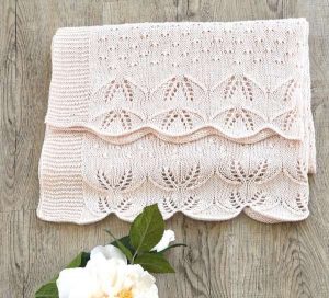 Knitting Pattern – Butterfly Kisses Baby Blanket – Knitting