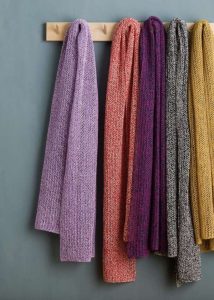 A Mesh Stitch Wrap to Wear in the Open Air – Knitting